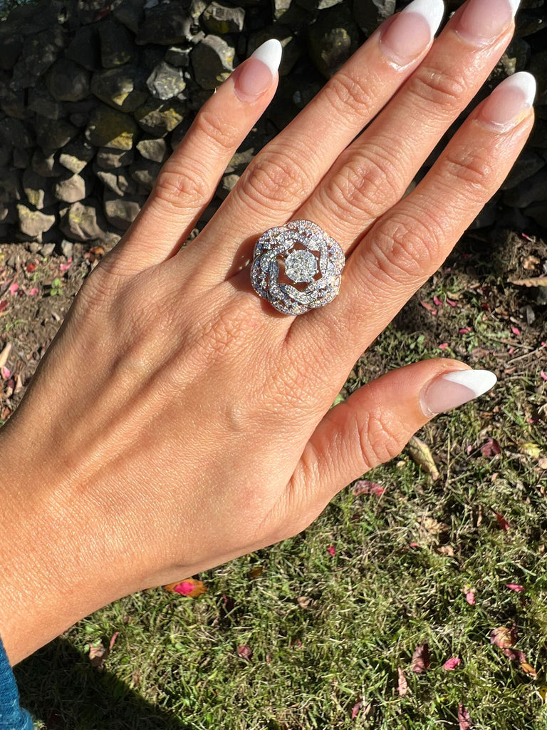 14K Rose Gold Round Floral Pattern Diamond Ring – Elise Jewelry